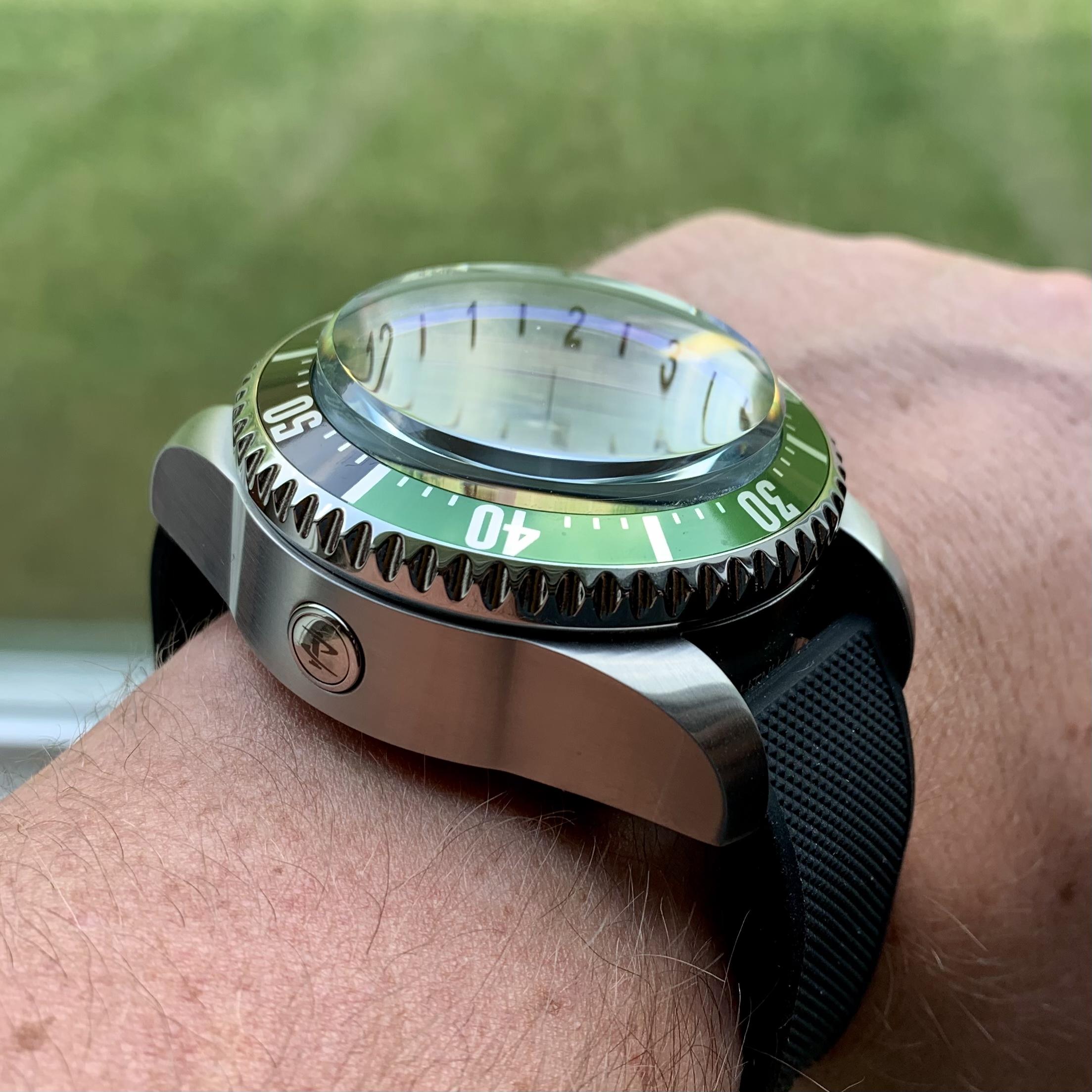 What do you consider a chunky diver? | WatchUSeek Watch Forums