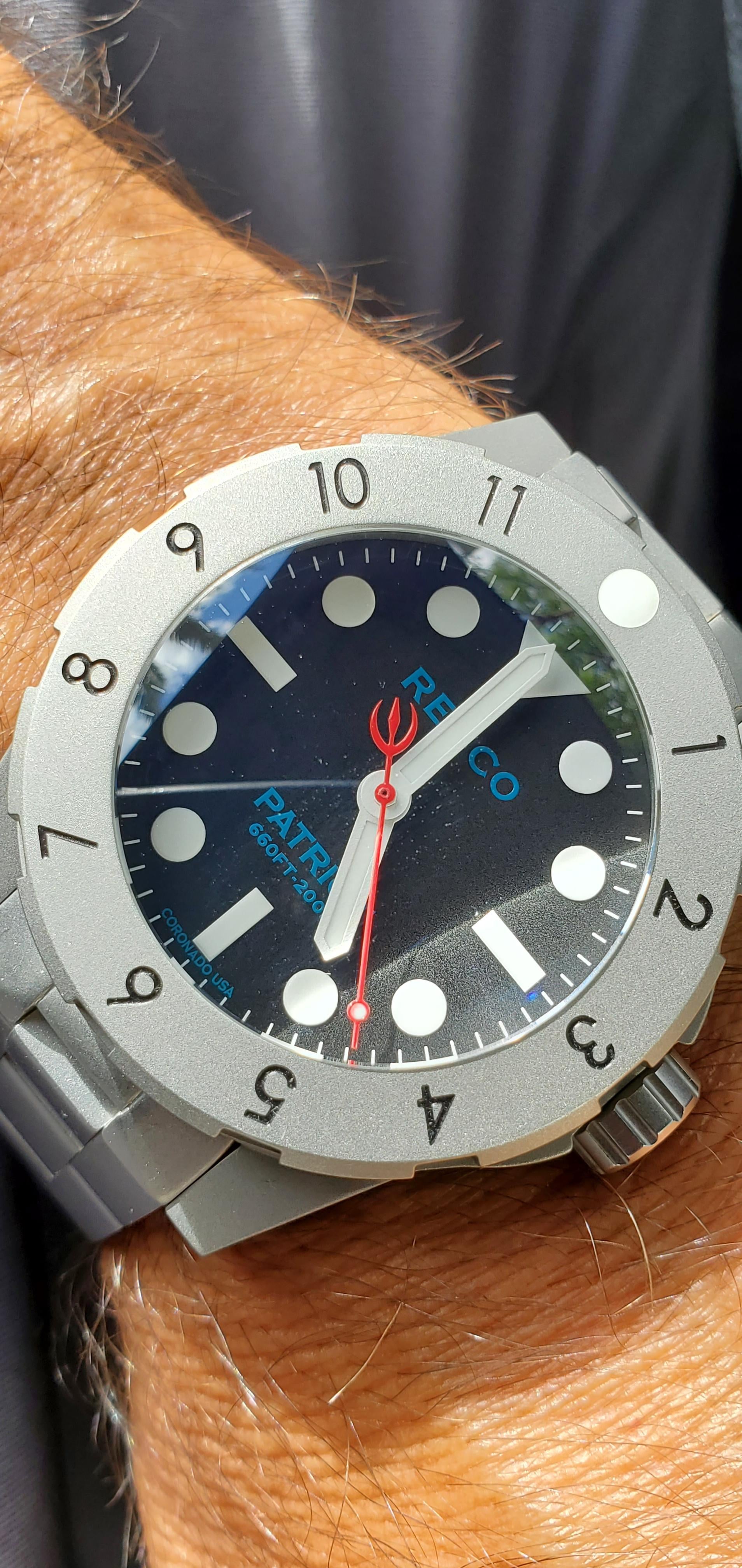 SOLD>>>Resco Patriot, mint Gen. 1 Stainless red, white & blue model ...