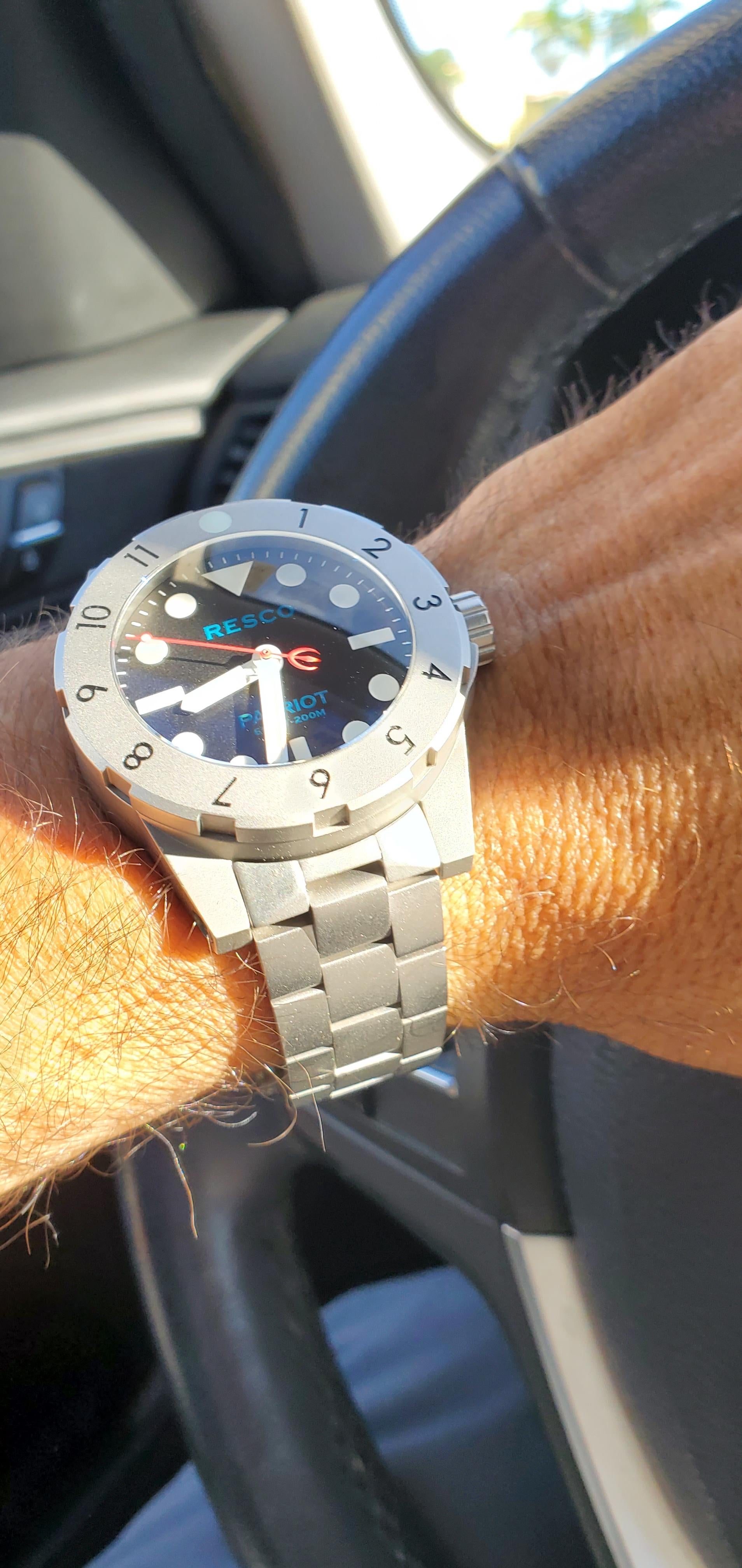 SOLD>>>Resco Patriot, mint Gen. 1 Stainless red, white & blue model ...