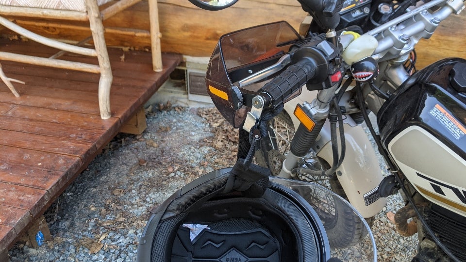 Helmet Holder - easy access utilizing Tusk D-flex Handguards. | TW200 Forum