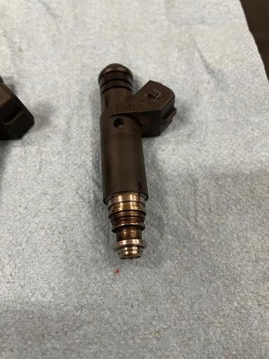 6x Siemens 870cc R32 injectors | VW Vortex - Volkswagen Forum
