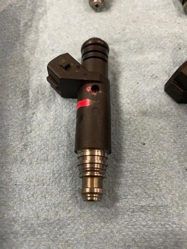 6x Siemens 870cc R32 injectors | VW Vortex - Volkswagen Forum