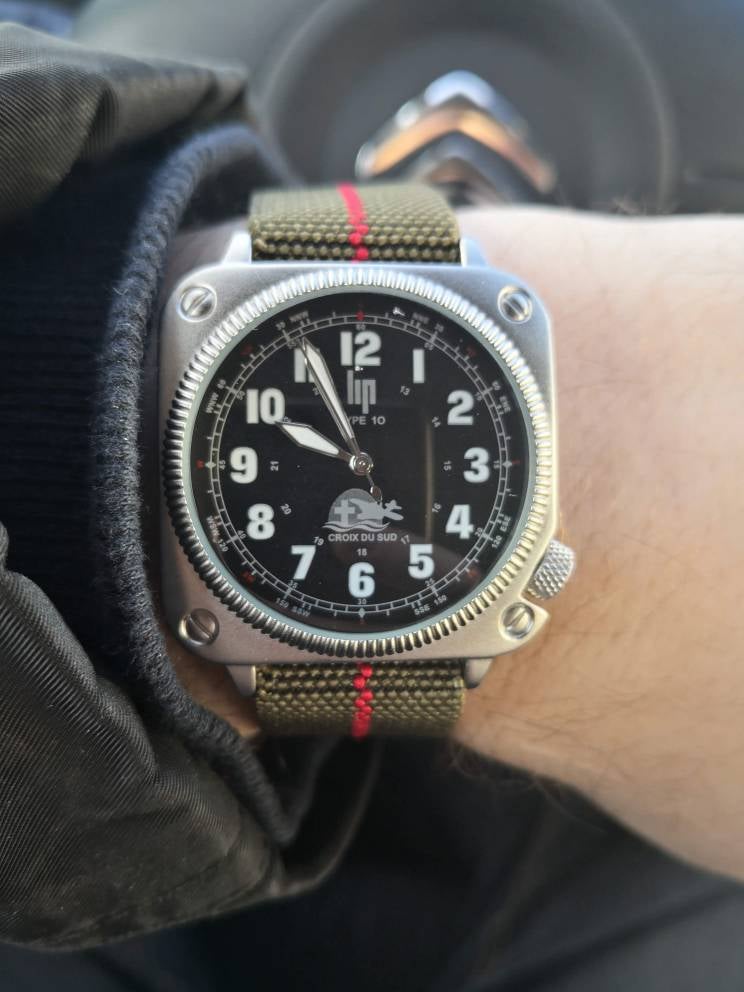 Show your affordables with no or tiny lugs | WatchUSeek Watch Forums