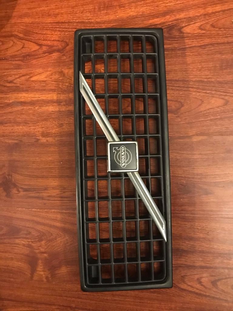 Volvo 740 Turbo Grille | SwedeSpeed - Volvo Performance Forum