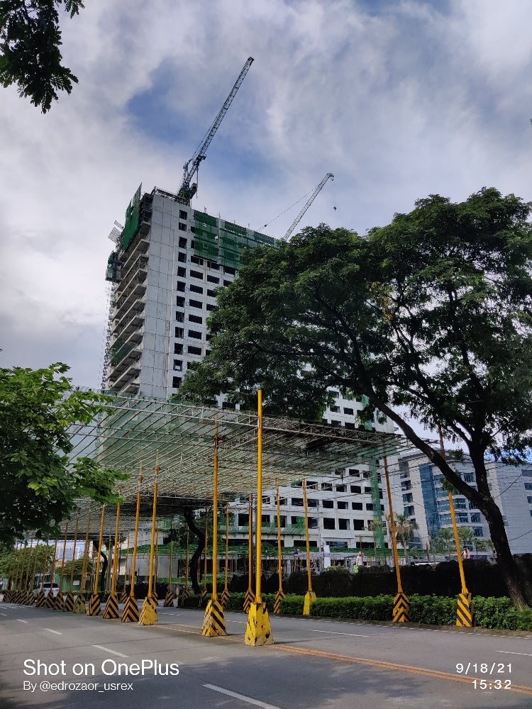 ORTIGAS EAST | CCF Center Extension [21F|oth|u/c] | SkyscraperCity Forum