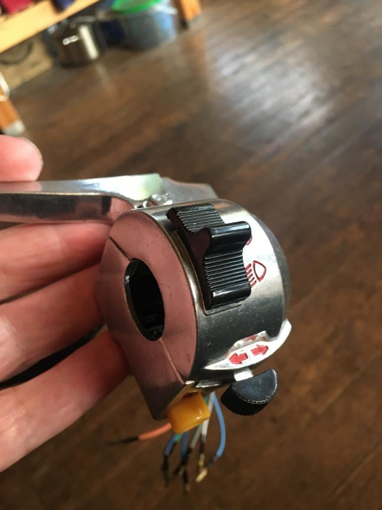 Triumph T140 / T160 left handlebar switch. | Triumph Rat Motorcycle Forums