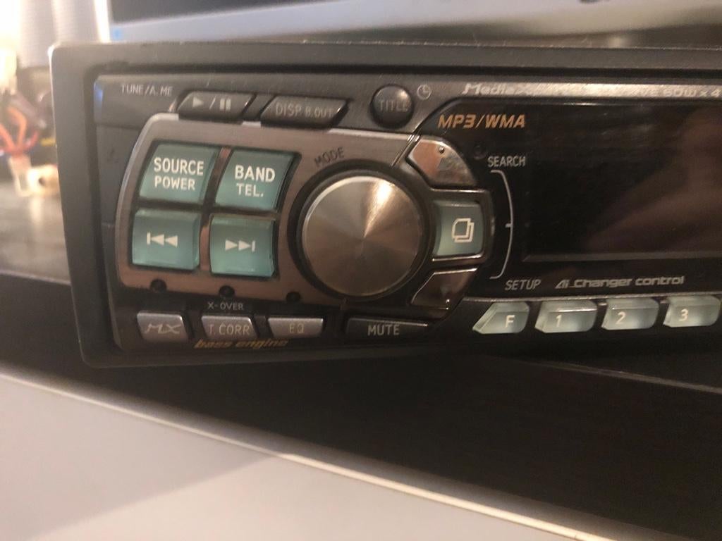 WTB: Vintage (Think late 80s-mid 90s) Head Unit | DIYMobileAudio.com ...