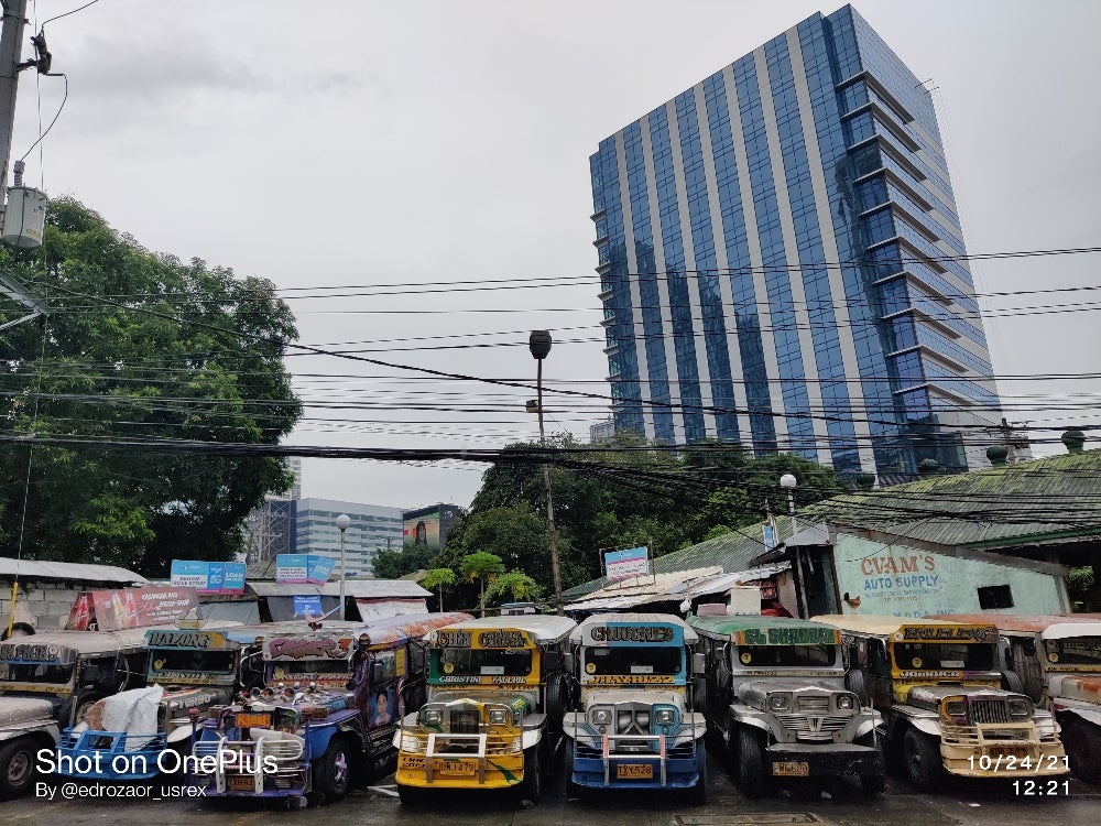 MANDALUYONG | Centrine Towers [50F|45F|res|pro] | SkyscraperCity Forum