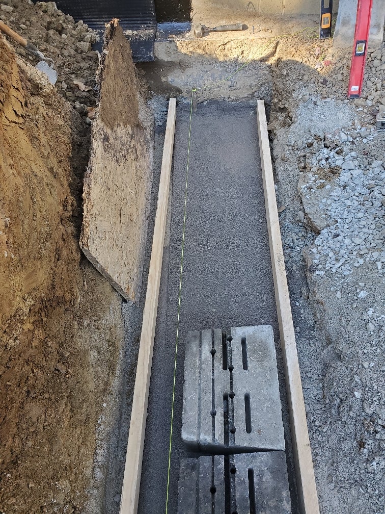 Retaining wall base | DIY Home Improvement Forum