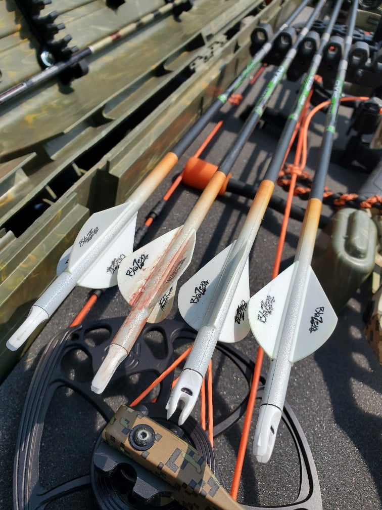 Let’s see different color fletching/vanes, wrap combos | Page 2 ...