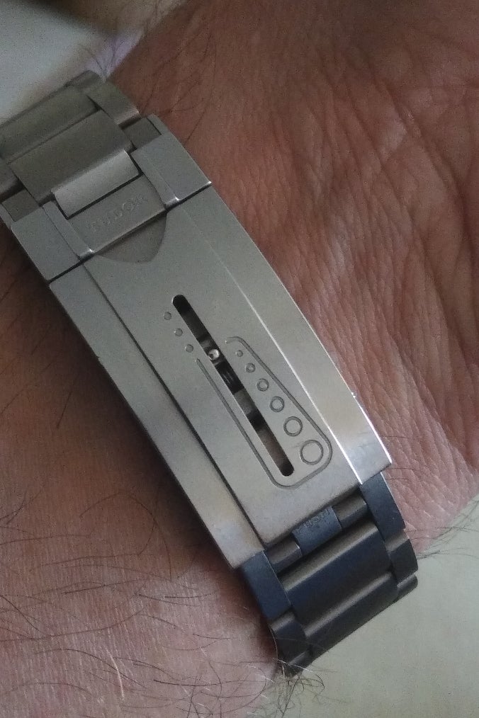 Best adjustable clasp? | WatchUSeek Watch Forums