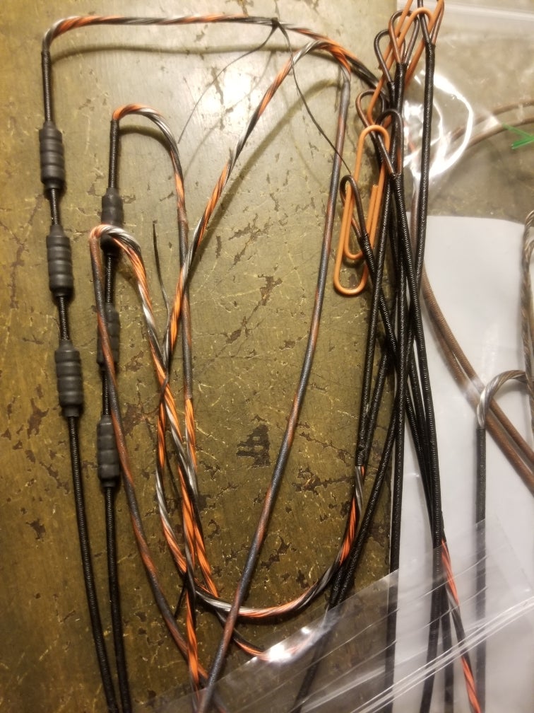 Brown bow string color suggestions | Archery Talk Forum