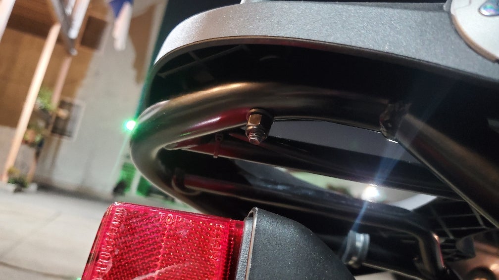 Givi monokey on Givi rack? | Honda Rebel 300, 500, & 1100 Forum