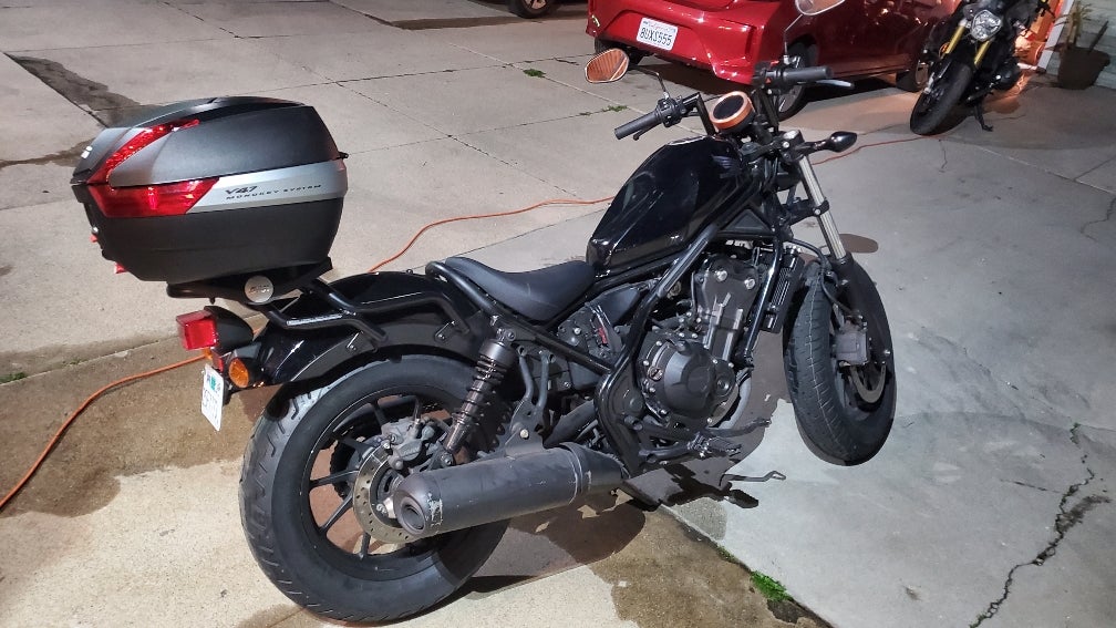 Givi monokey on Givi rack? | Honda Rebel 300, 500, & 1100 Forum