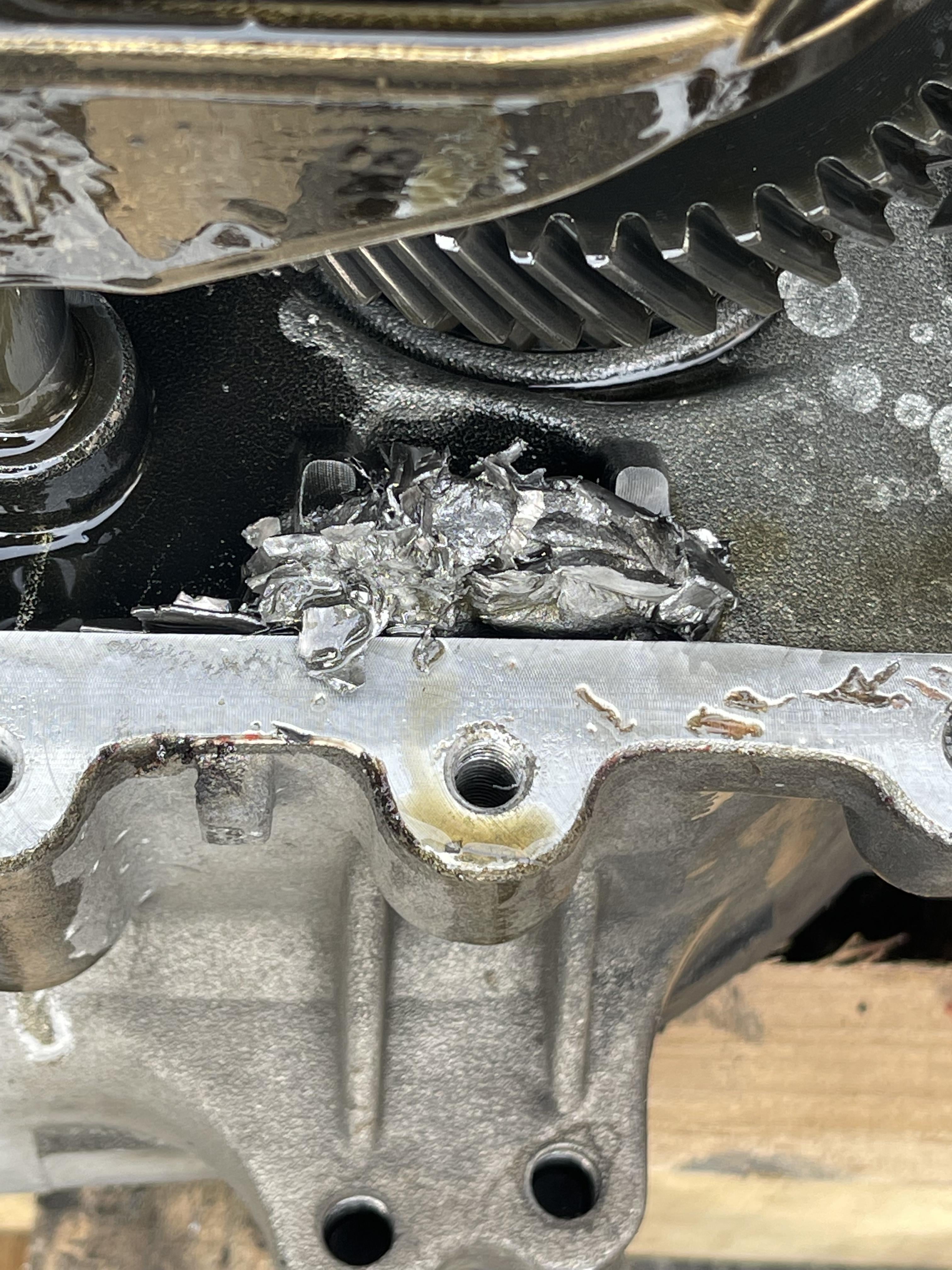 Strange angle gear fluid leak | SwedeSpeed - Volvo Performance Forum