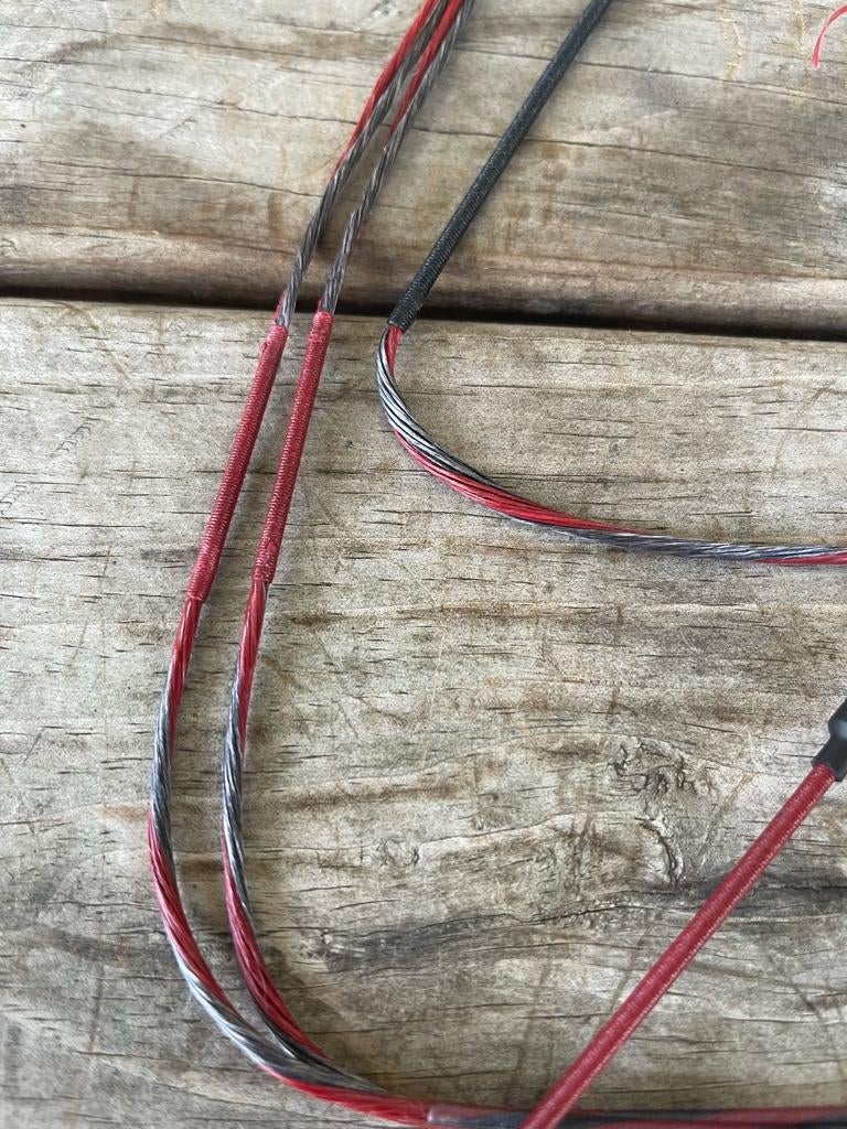 Yet another String Color combo search. Silver/Kiwi w/ black pinstripe ...