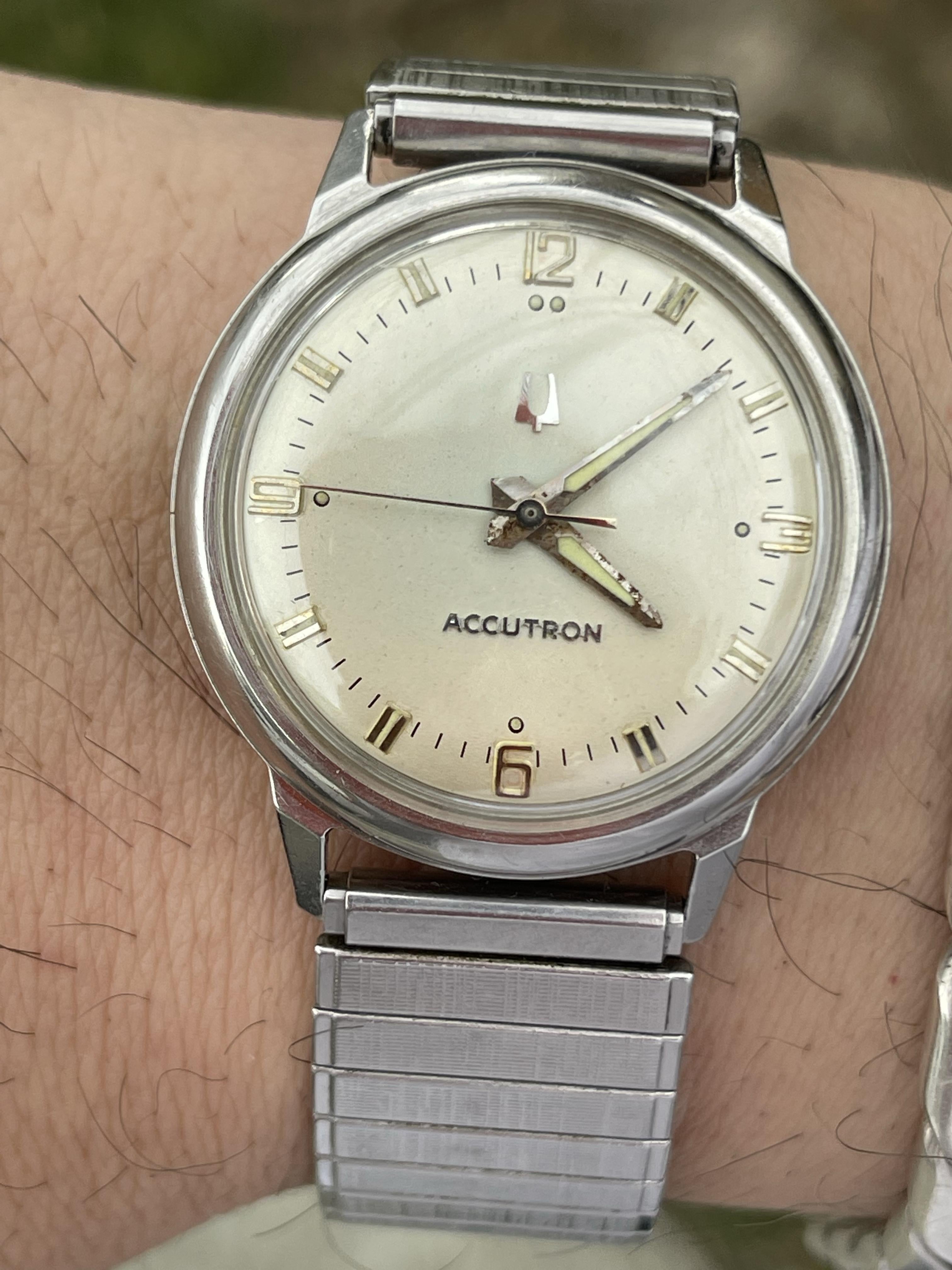 Accutron 214 M8. To space view or not? | WatchUSeek Watch Forums