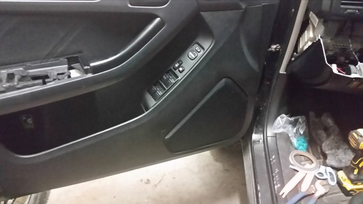 8" DRIVERS IN 5TH GEN 4RUNNER FRONT DOORS | DIYMobileAudio.com Car ...
