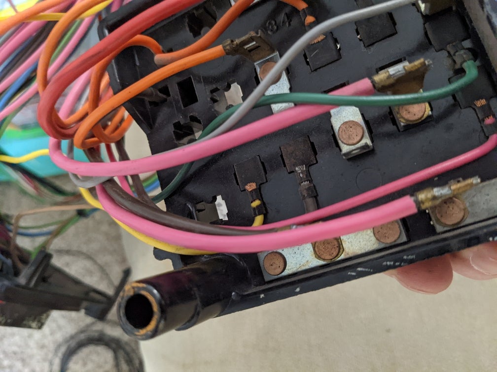 AGC fuse block connectors | Team Chevelle