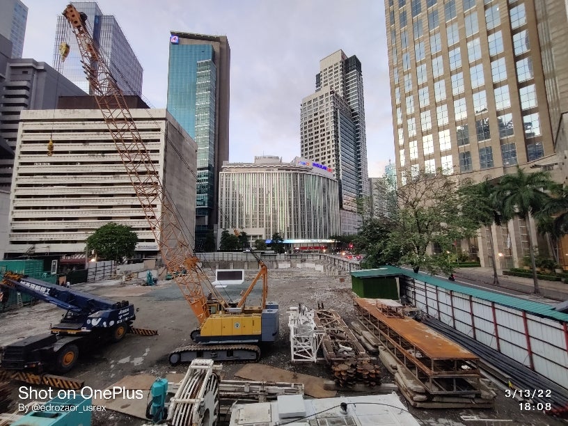 MANILA | BPI Headquarters | 224m | 735ft | 45 fl | U/C | SkyscraperCity ...