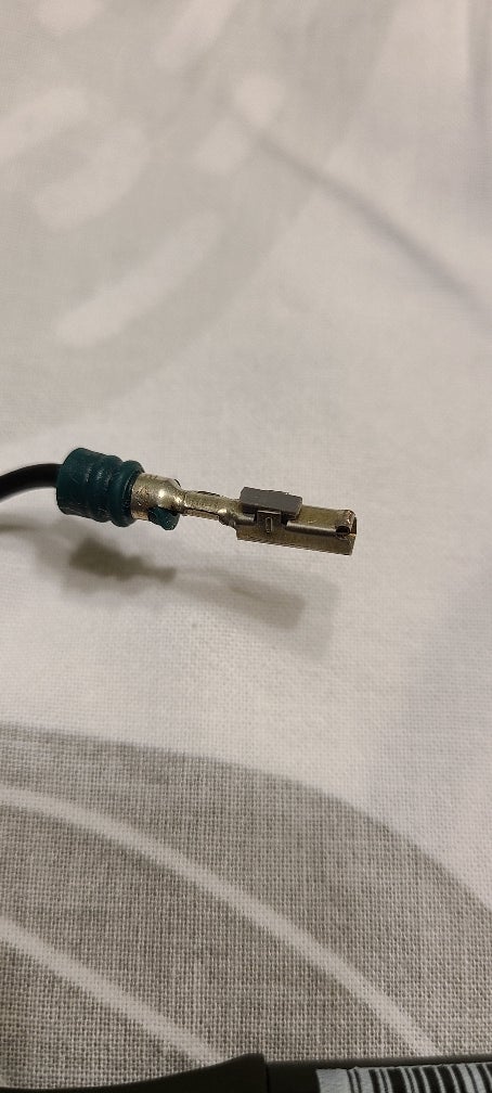 How to perfectly fix this wire connector? | Toyota Forum
