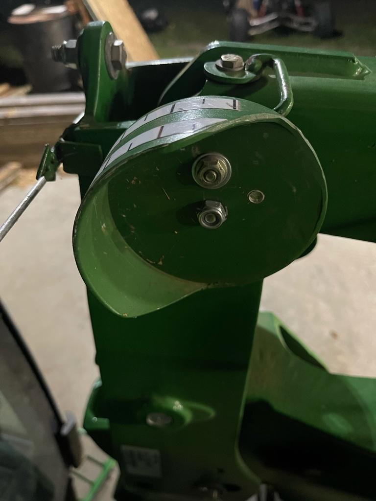 4044R with 440R Loader API (Bucket level Indicator) | Green Tractor Talk