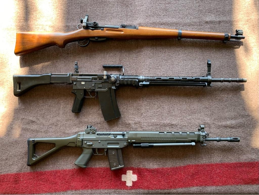 3 generations of Swiss battle rifles | SIG Talk