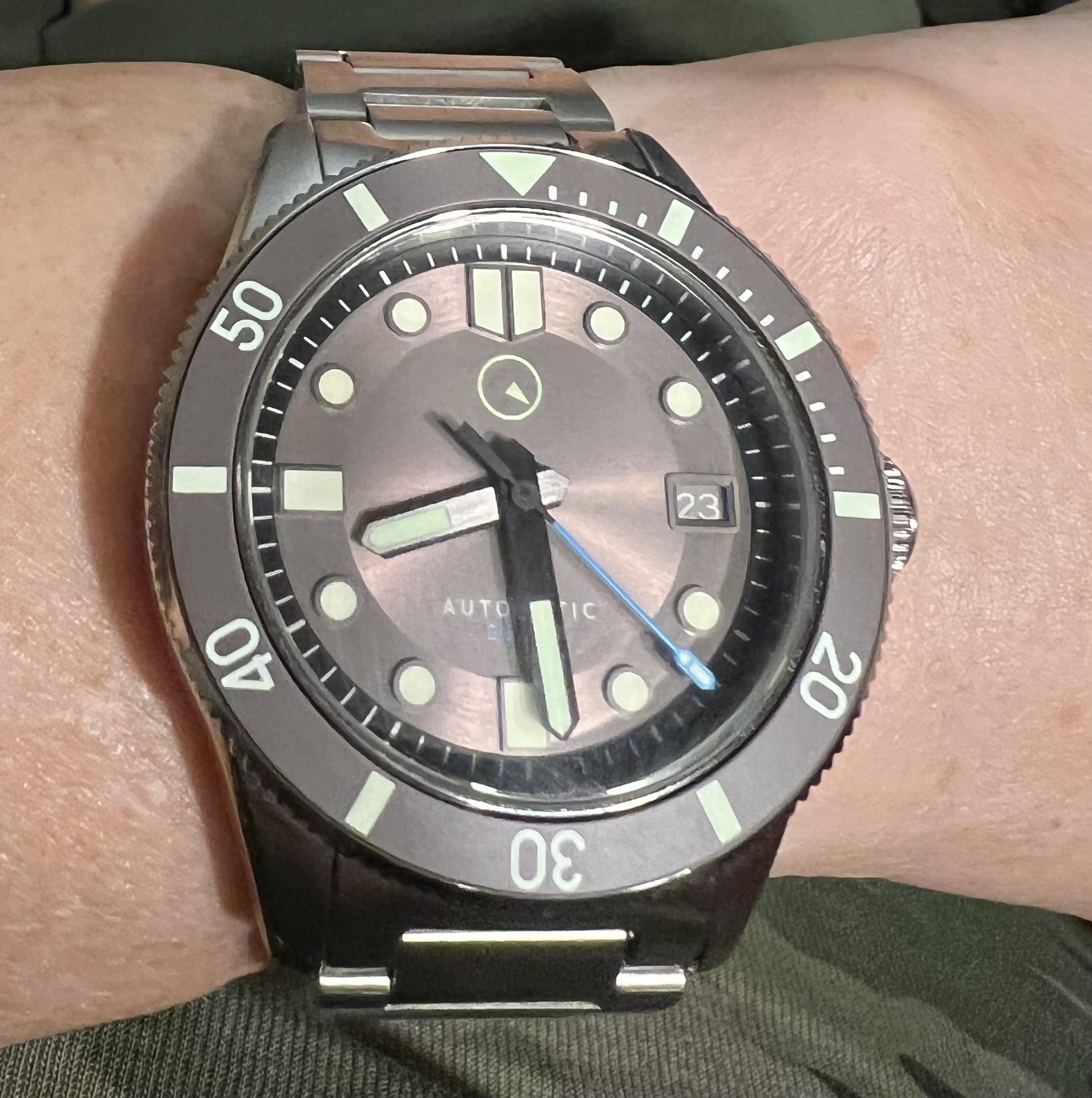 REVIEW: New Islander Bayport from Long Island Watch. | The Watch Site