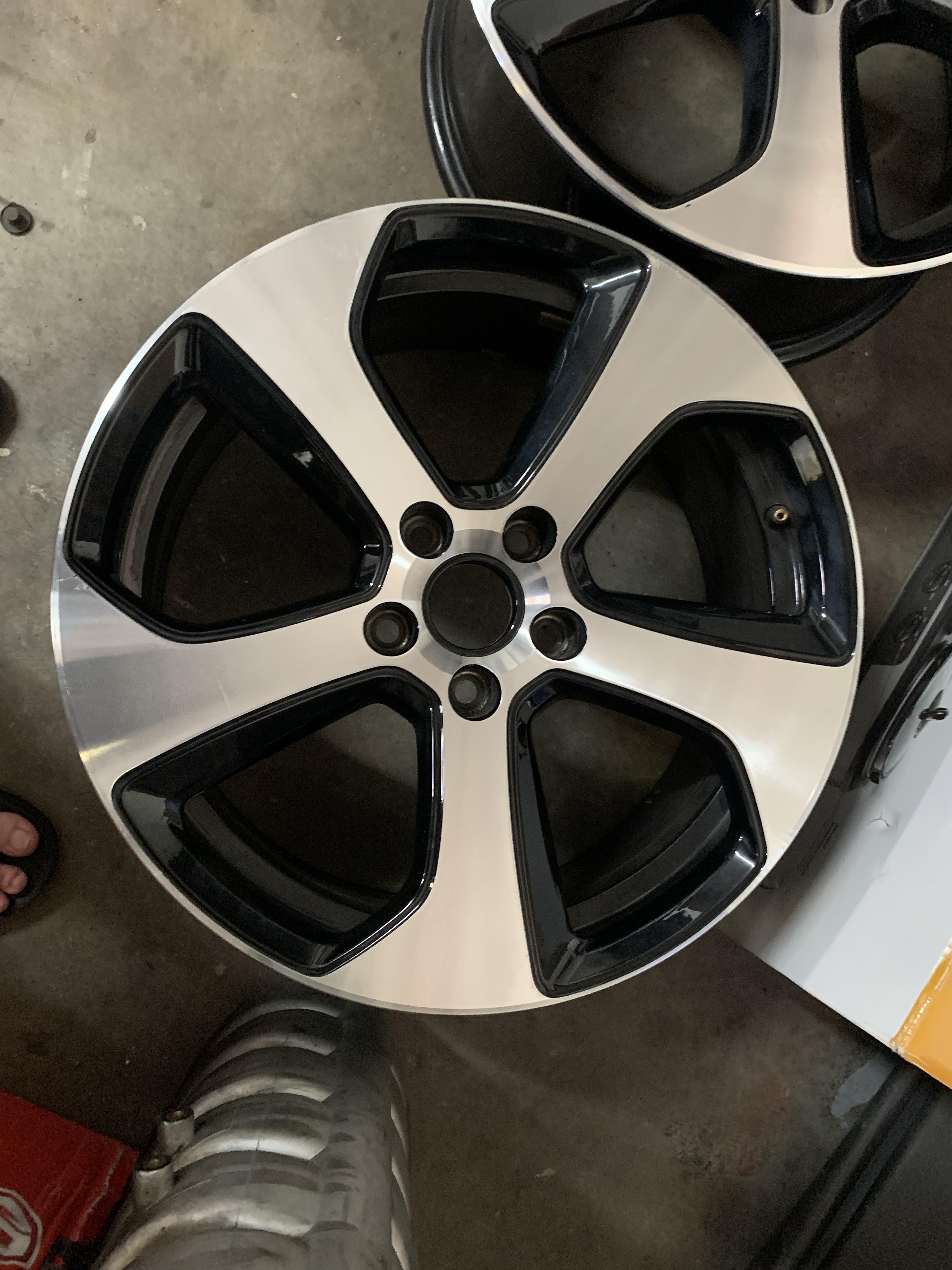Fs 2x lightly used Austin wheels | VW Vortex - Volkswagen Forum