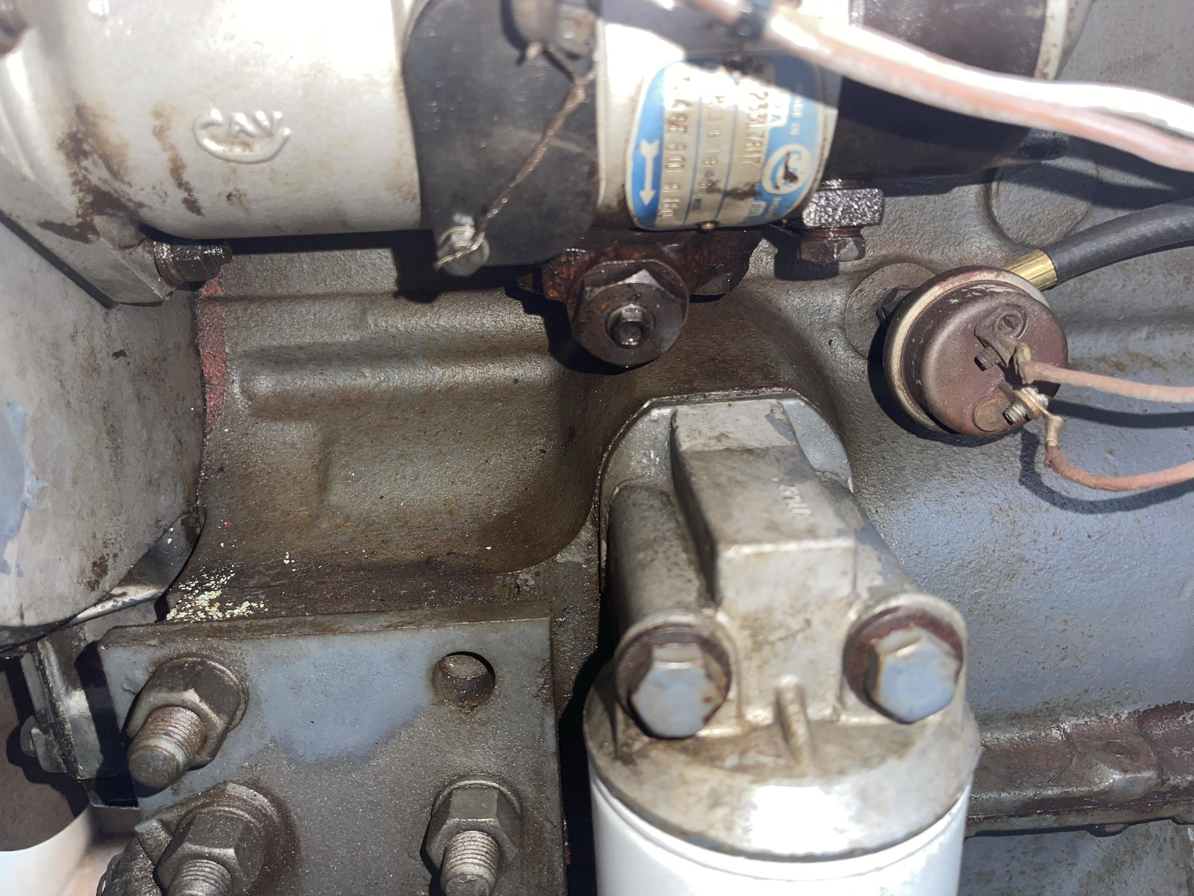 Fuel leak from injection pump