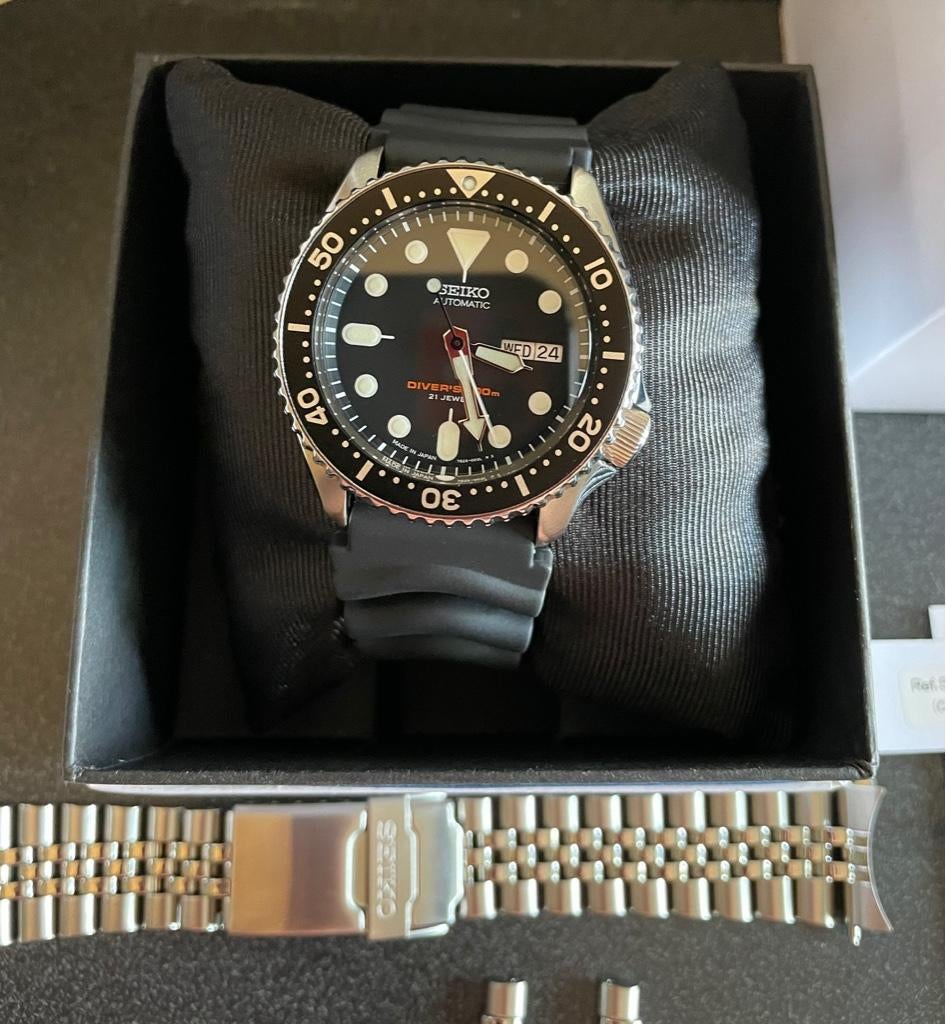 Seiko SKX007J Full Kit with Bracelet & strap | WatchUSeek Watch Forums