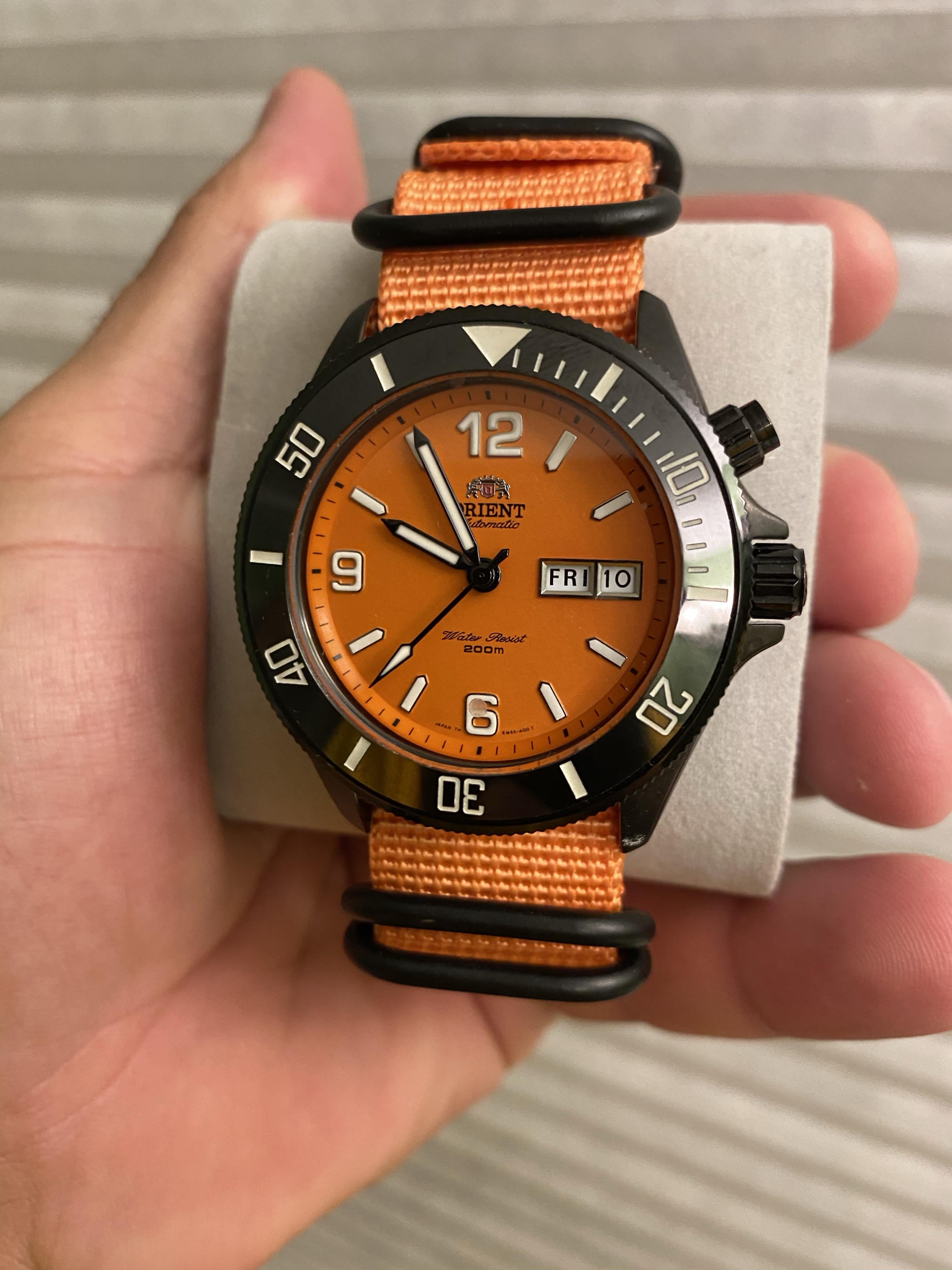 Black affordable mechanical Diver style watch - Orient, Timex or ...