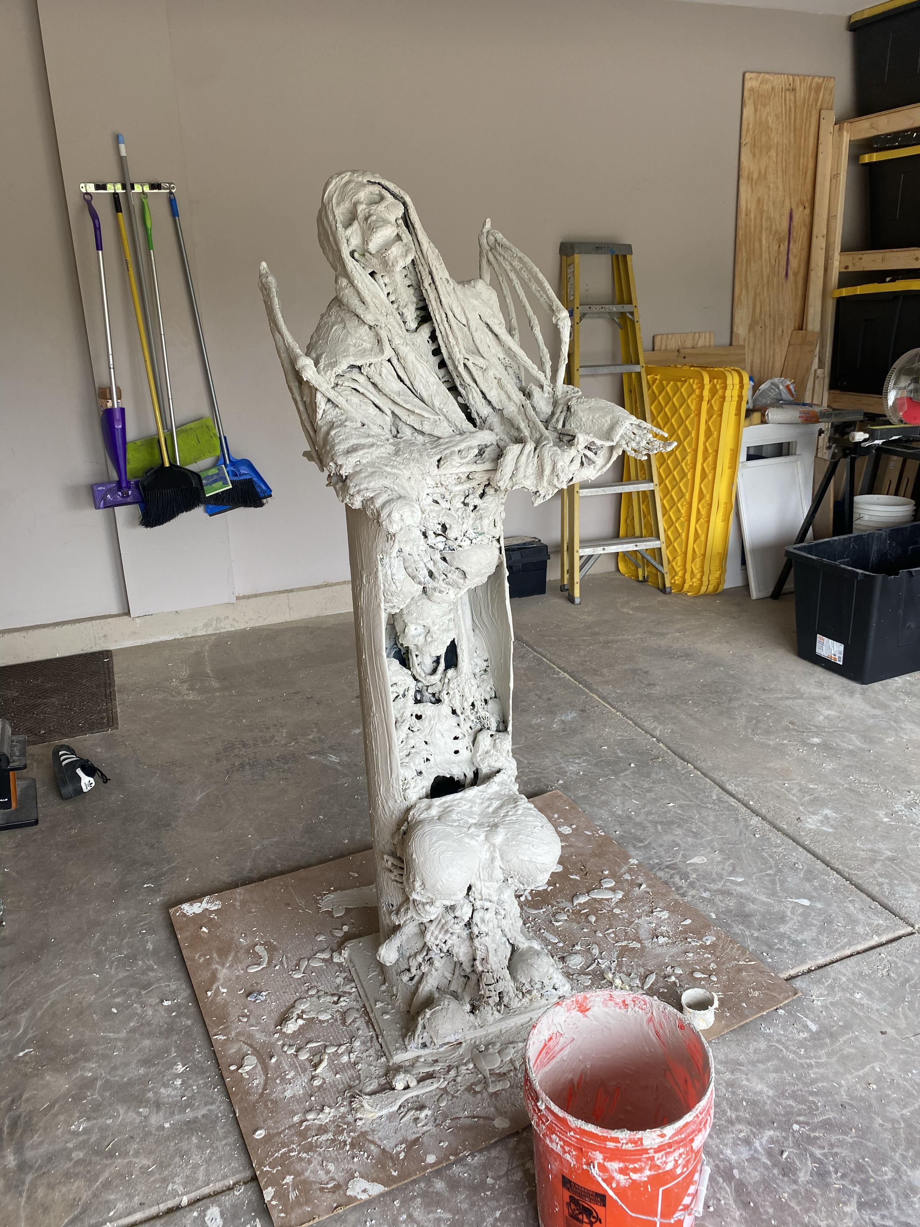 Cemetery column | Halloween Forum