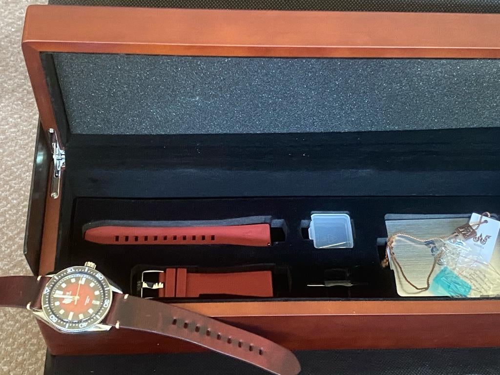 SOLD: Wise Adamascus AD8 Red dial | WatchUSeek Watch Forums