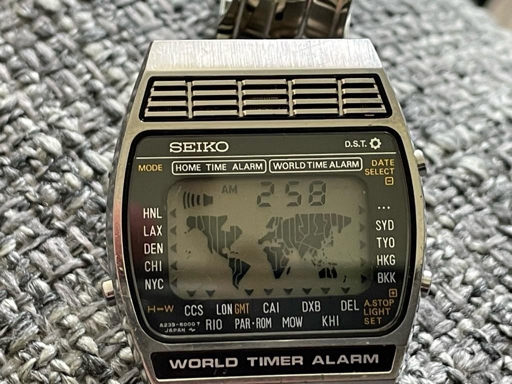 For Sale - FS Seiko A239 5009 Vintage LCD world timer 1980 | The Watch Site