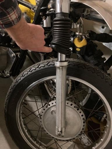Identifying conical hub and fork | Triumph Rat Motorcycle Forums