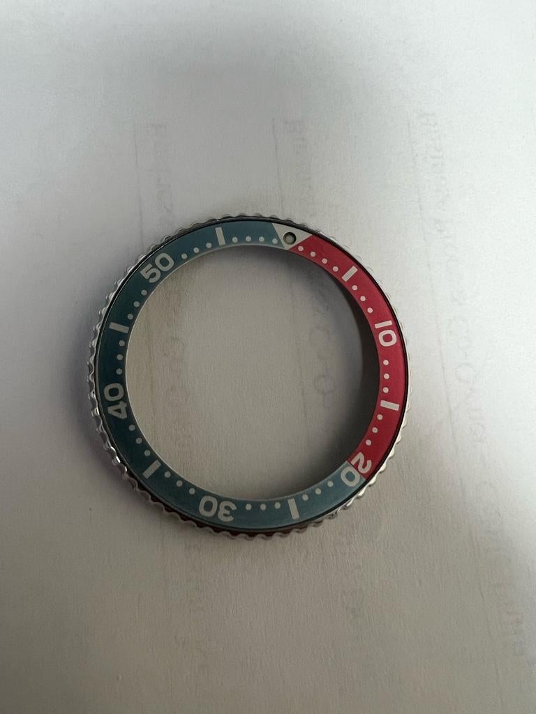 FS Only - Various: SEIKO SKX009 Faded Bezel, Gunny 24mm strap, natural ...