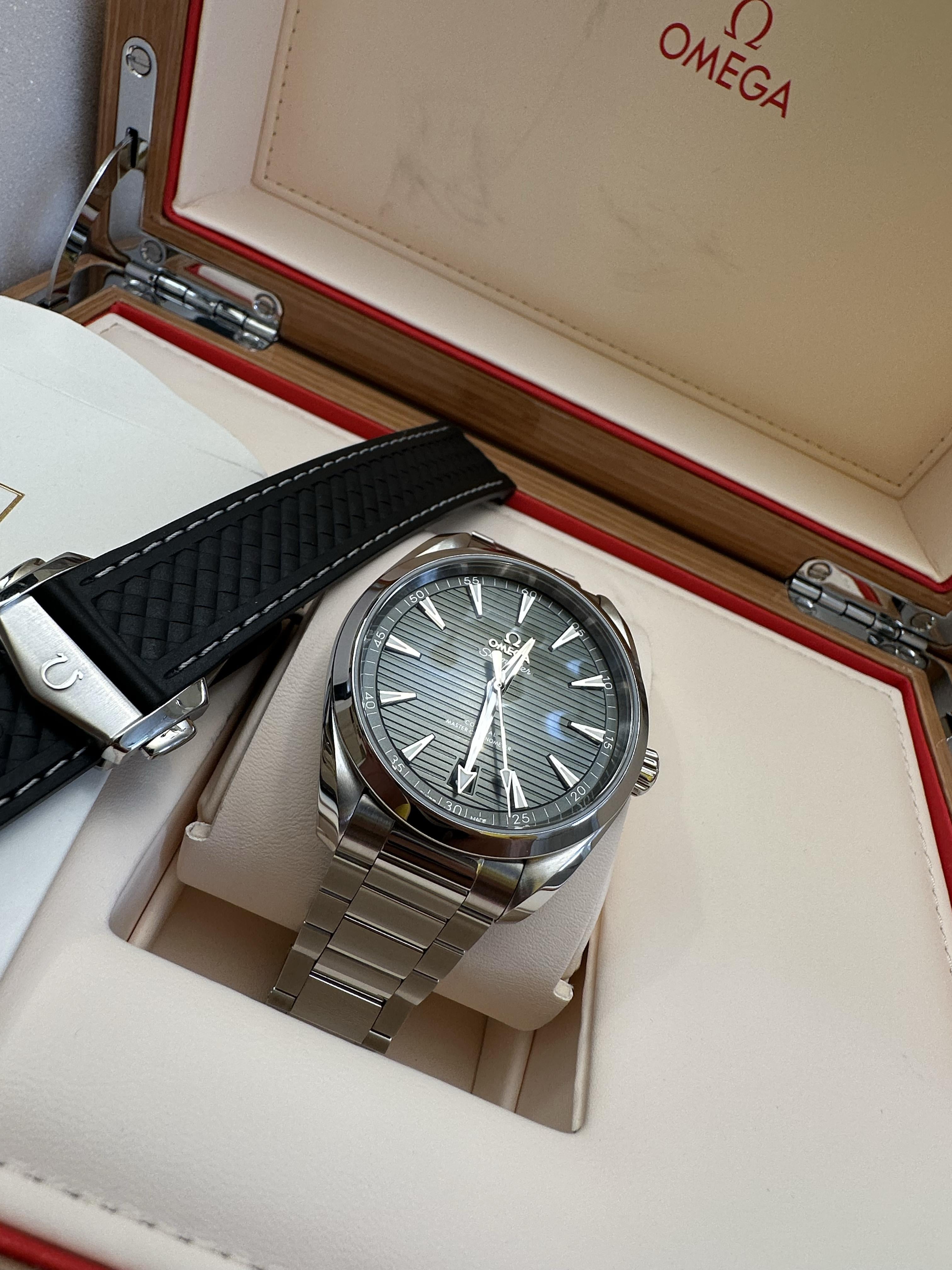 Green dial Omega Seamaster Aquaterra full set | WatchUSeek Watch Forums