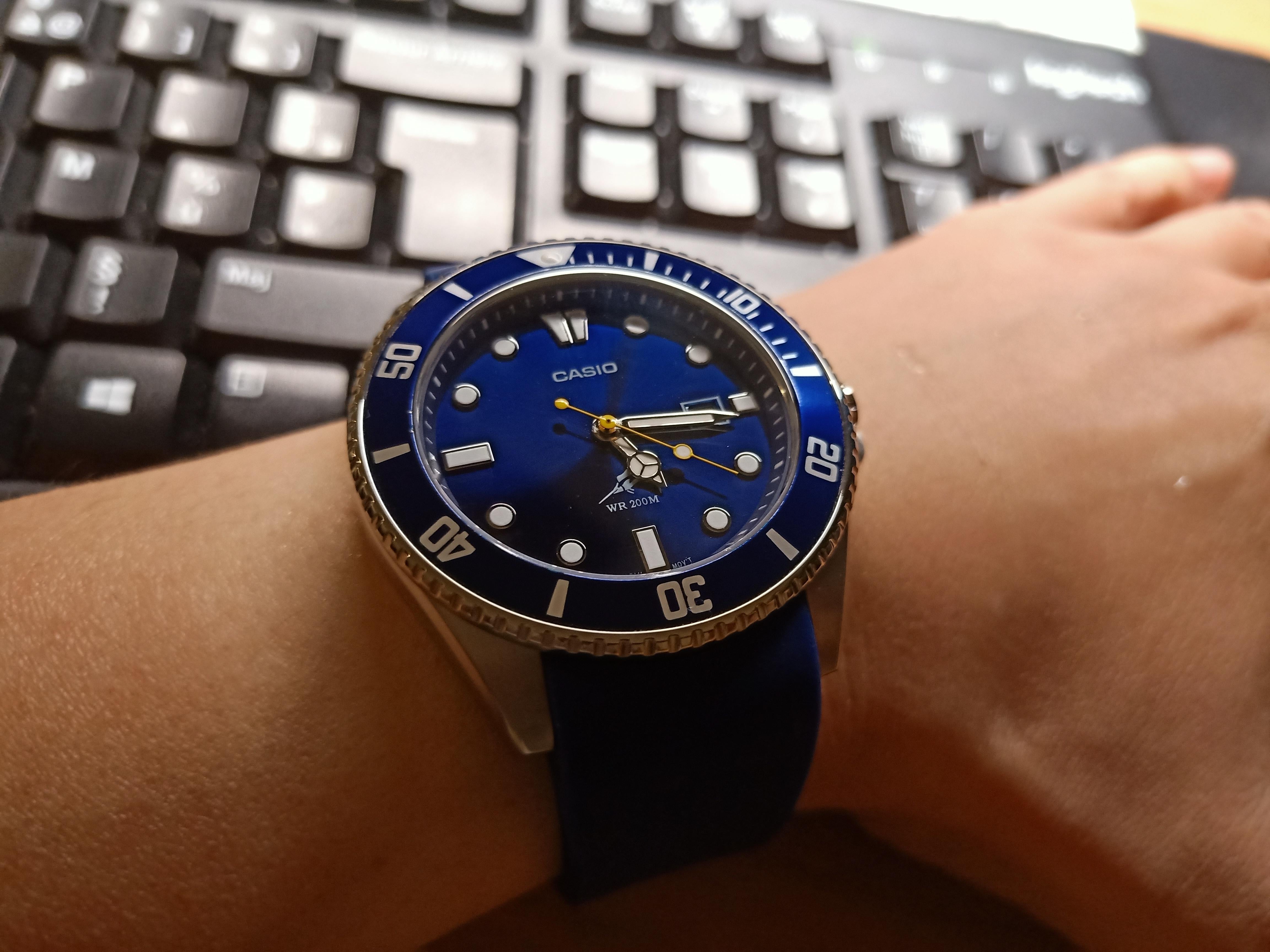 [SOLD] FS: $95 CASIO DURO MARLIN MDV-106 BLUE SAPPHIRE CRYSTAL LUMINOVA ...