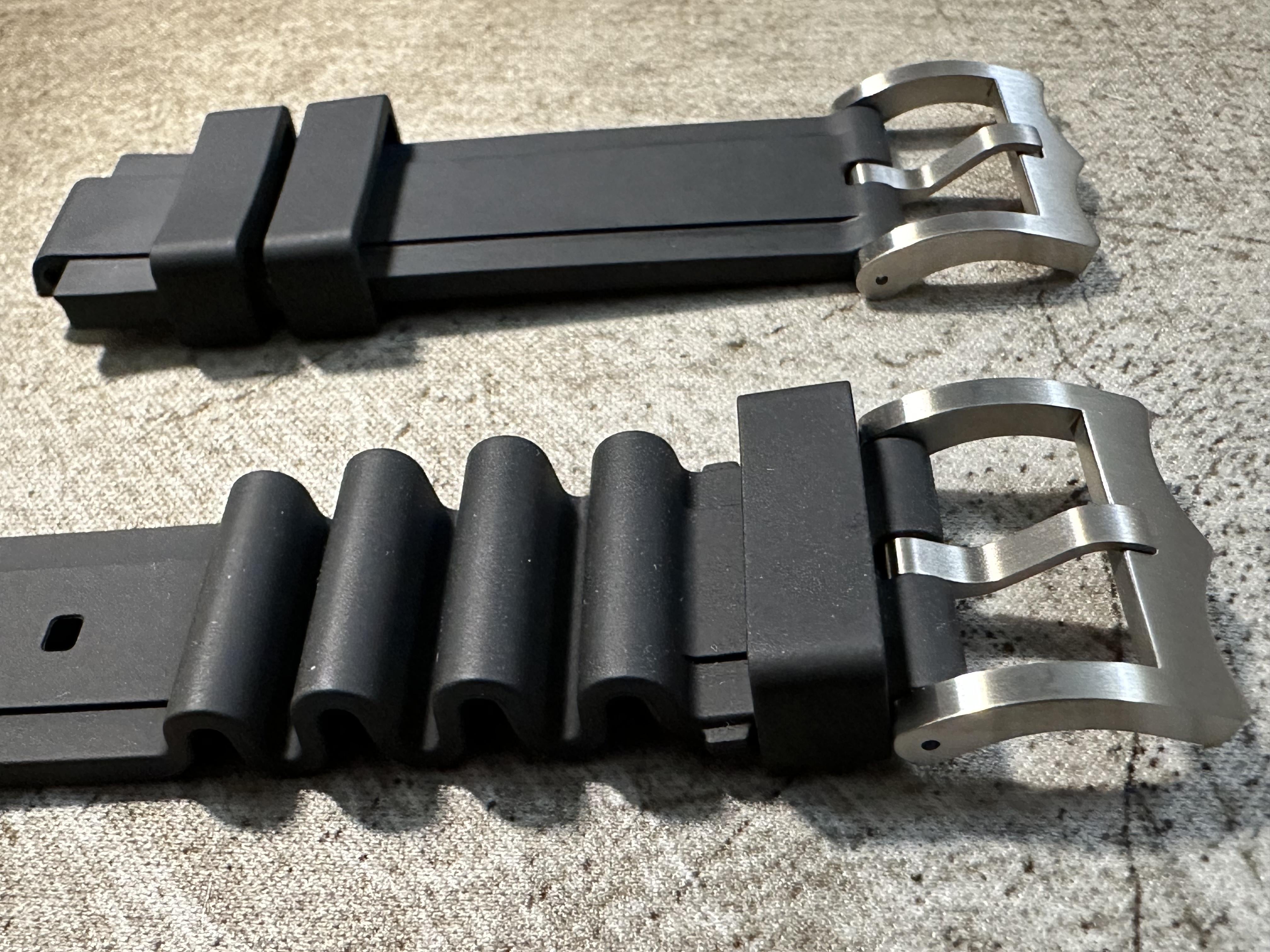 Tudor Pelagos 42mm Original rubber strap set | WatchUSeek Watch Forums