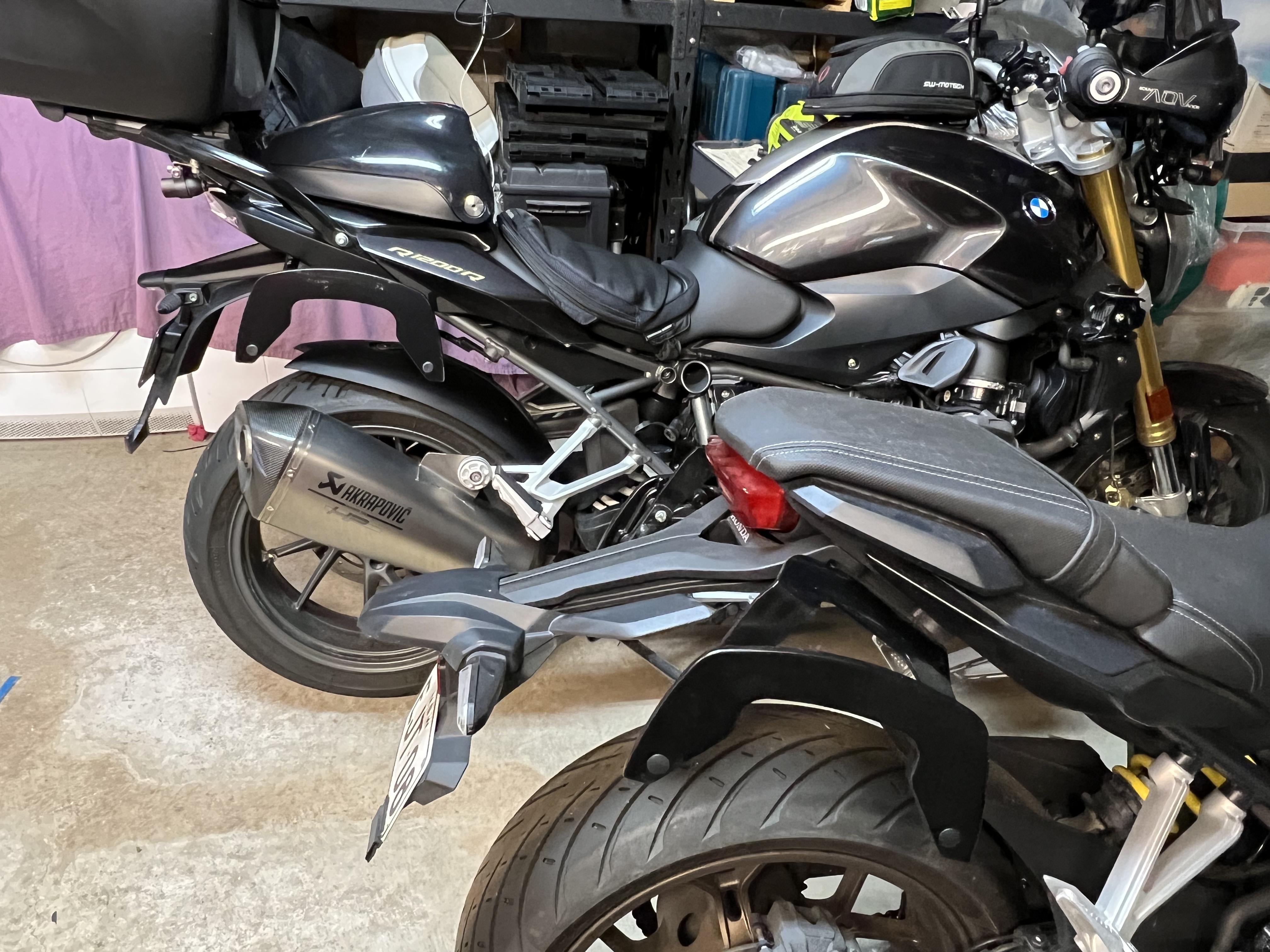 New R1250R - first or third party panniers, screen, topbox? | Page 2 ...