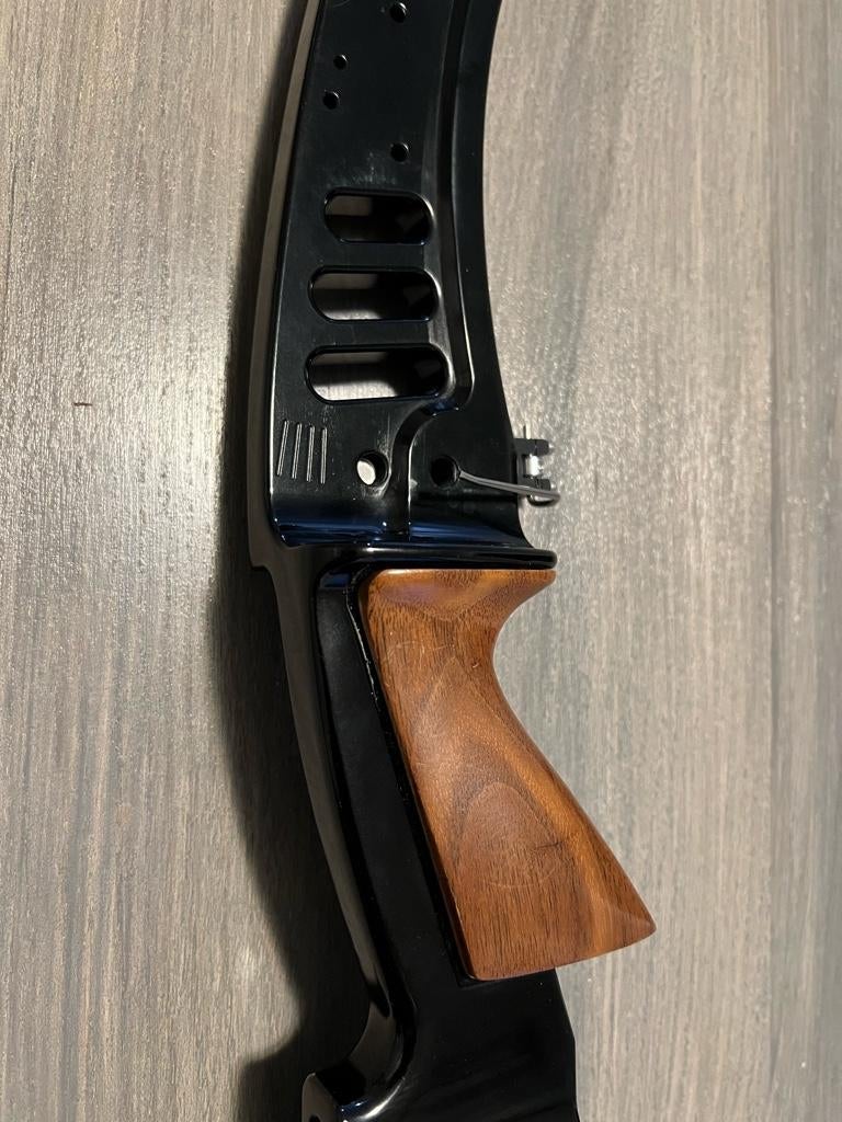 Spigarelli BB 25" RH riser (with or without limbs) | Archery Talk Forum