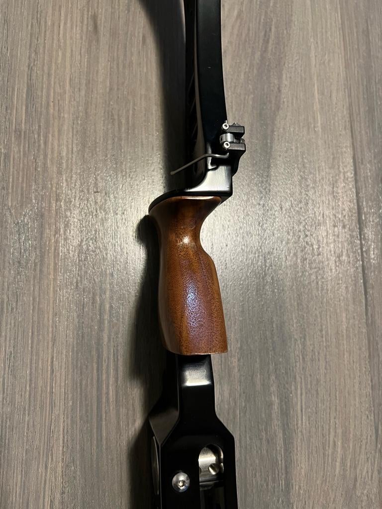 Spigarelli BB 25" RH riser (with or without limbs) | Archery Talk Forum