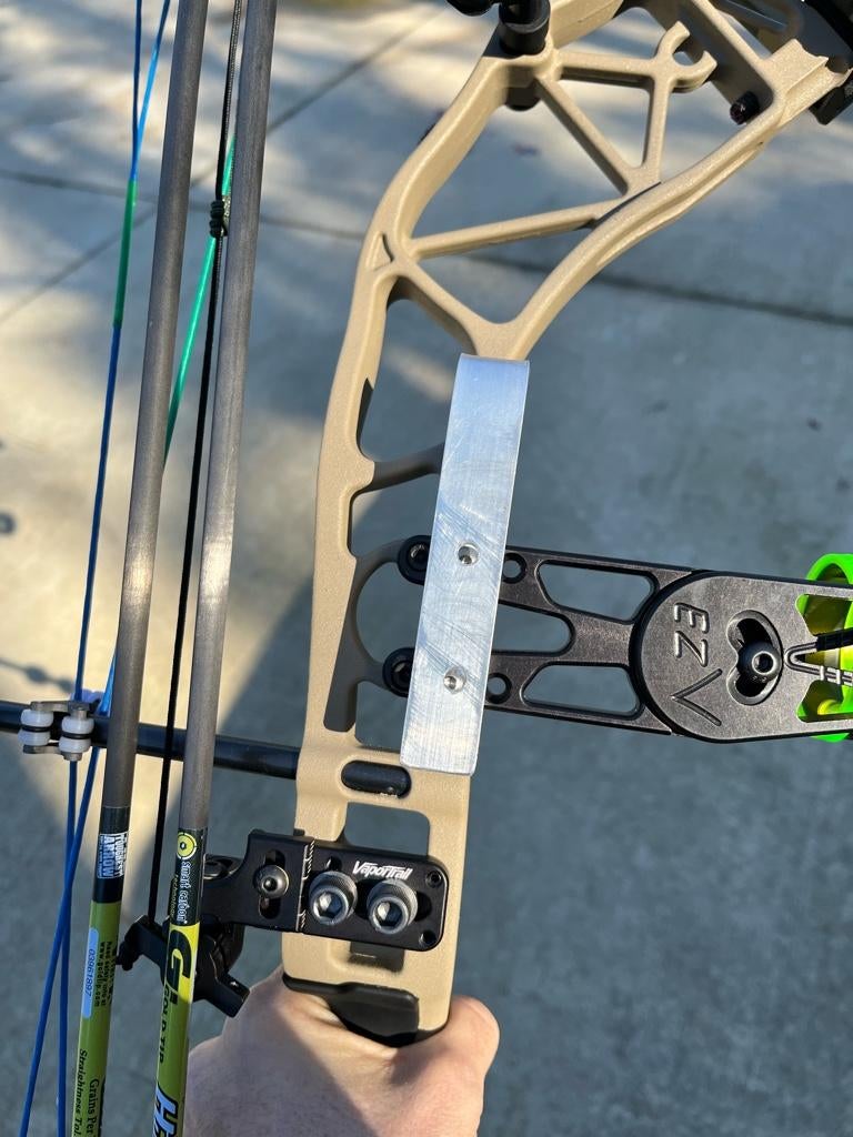 DIY bow hanger (primarily saddle hunting) | Archery Talk Forum
