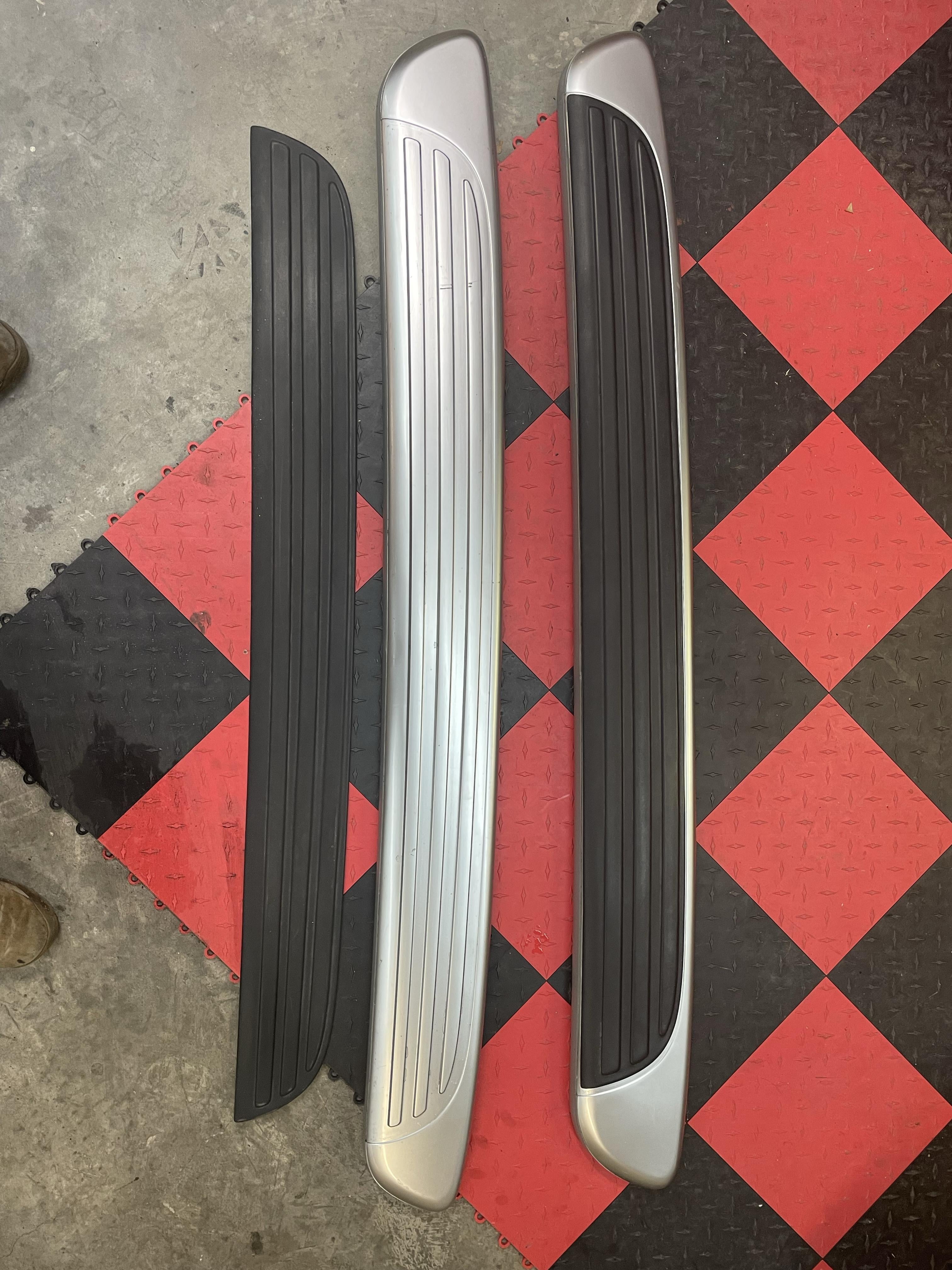 SSR Running boards with brackets - SOLD!! | Chevy SSR Forum