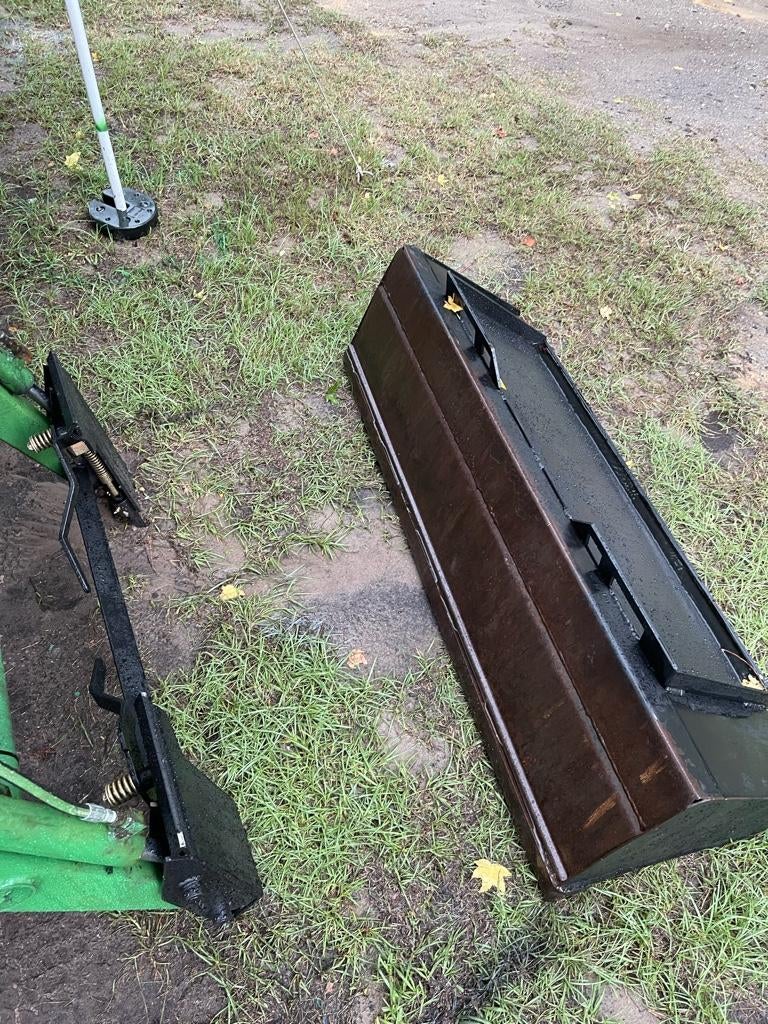 John Deere 855 front universal mount? | Weekend Freedom Machines
