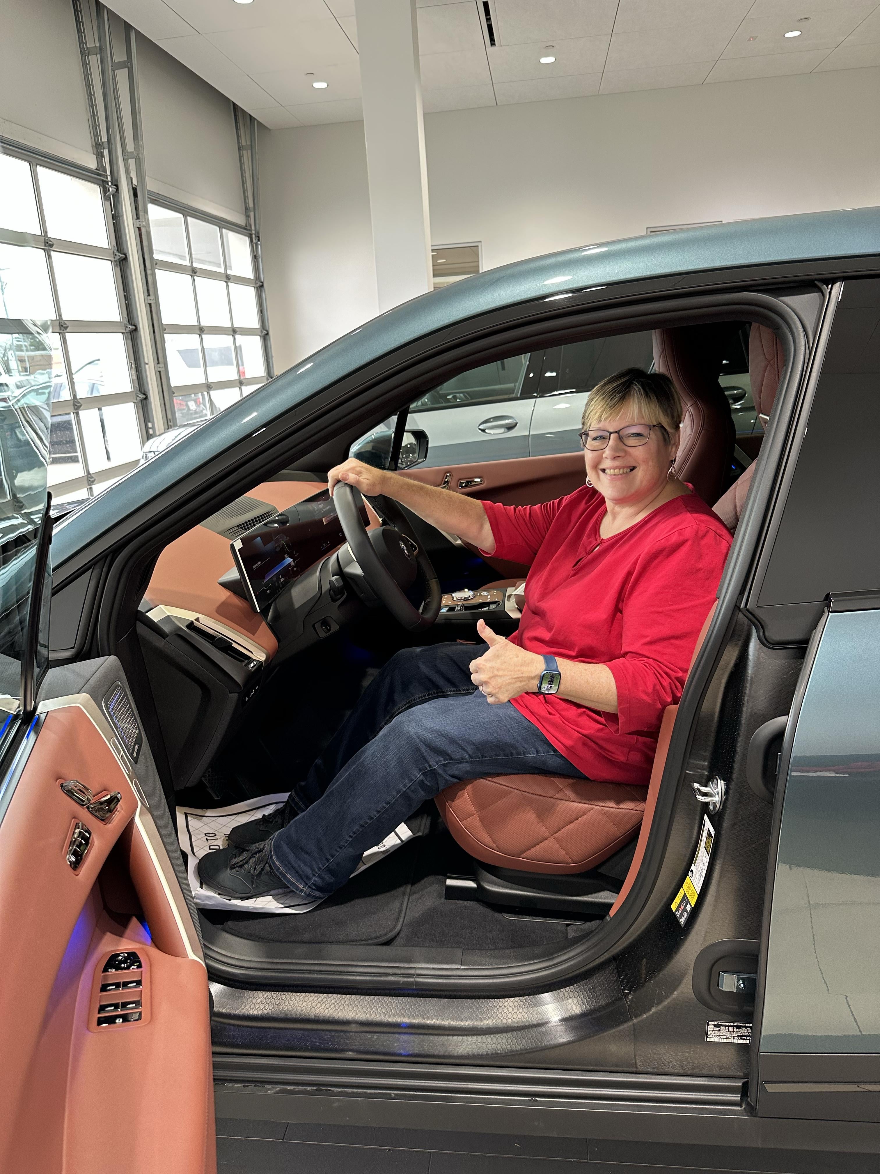 Blue Ridge Mountain Pictures? | BMW iX Forums