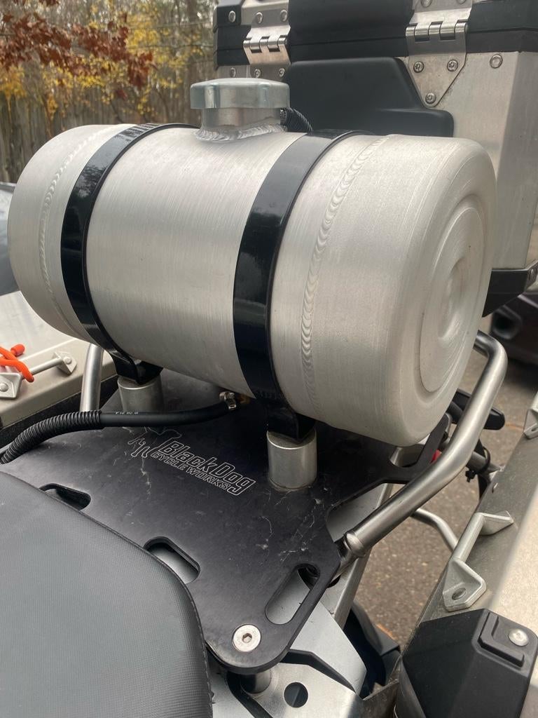 How did you mount your aux fuel latch on rear rack? | Adventure Rider