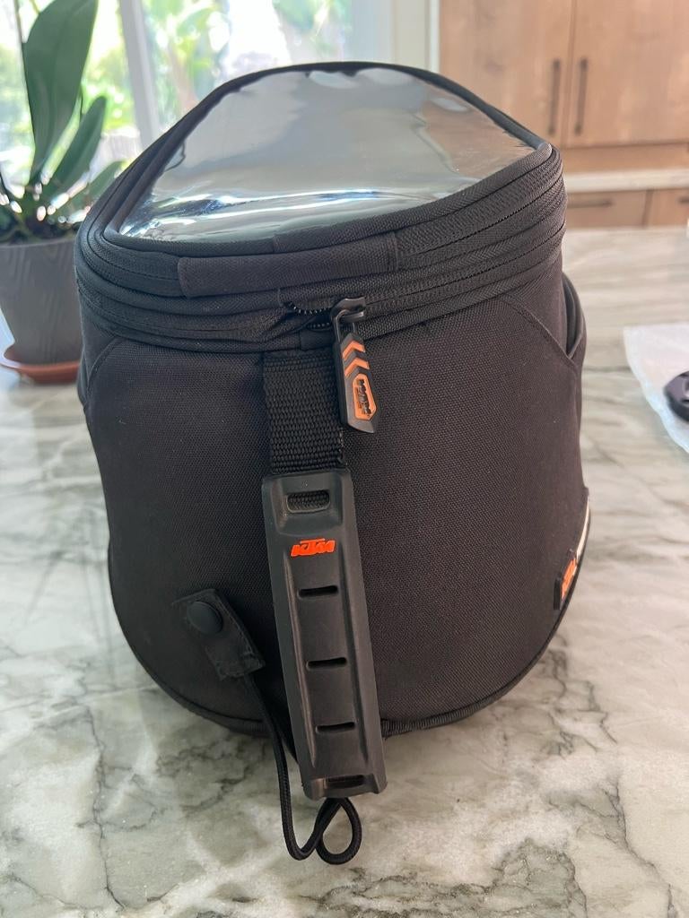 For sale - KTM powersports quick release Tank Bag | Adventure Rider