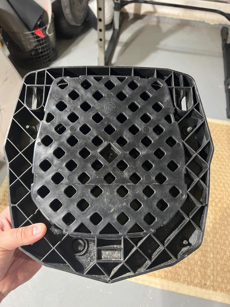 Sold - Givi E251 plate | Adventure Rider